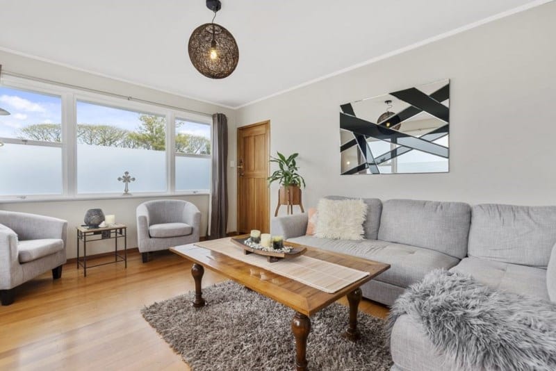 The Best Statement Pieces for Your Living Room - Loewith & Greenberg